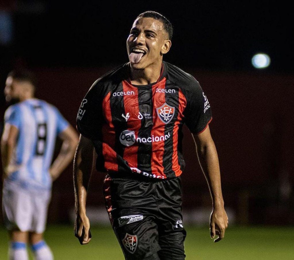 Goiás confirma contratações de Zé Hugo e zagueiro ex-Atlético-GO - EG ...