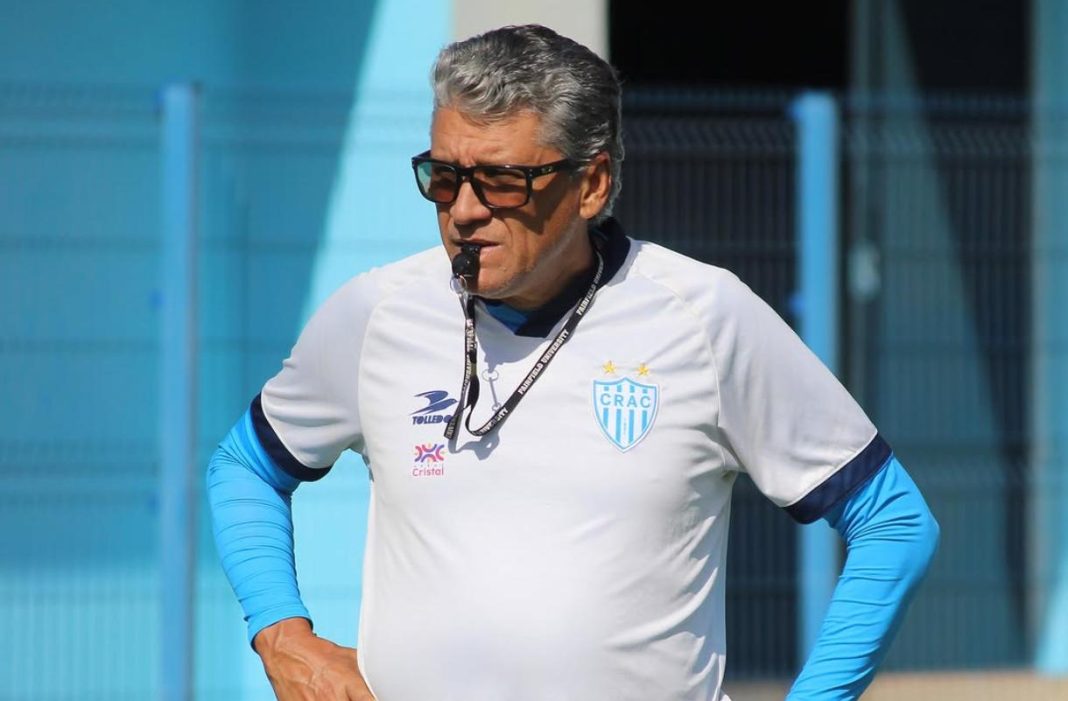 Ângelo Luiz exalta postura do Crac no empate com o líder Uberlândia ...