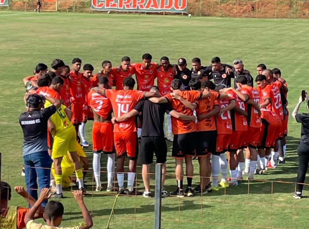 Cerrado goleia o Anápolis e garante vaga na final do Goianão Sub-20 e ...