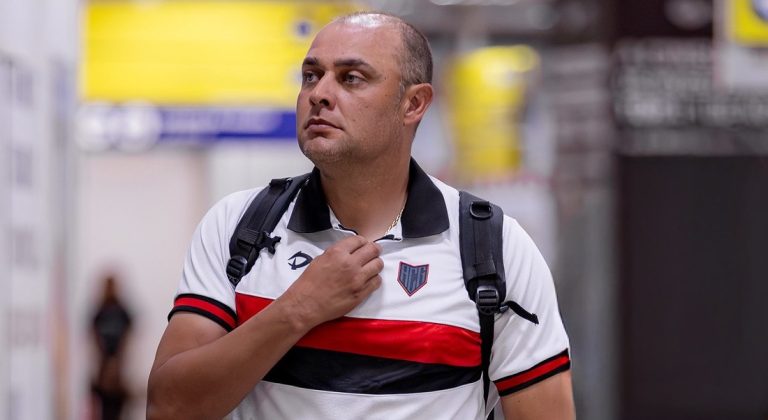 Renan Brito aprova estreia à frente do Atlético-GO e revela desejo de ...
